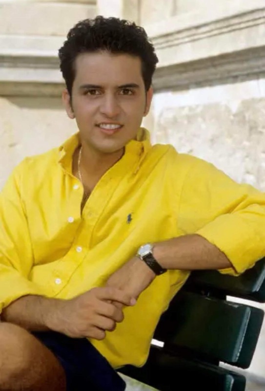 From One Stage To Another - Glenn Medeiros | Official Book Site